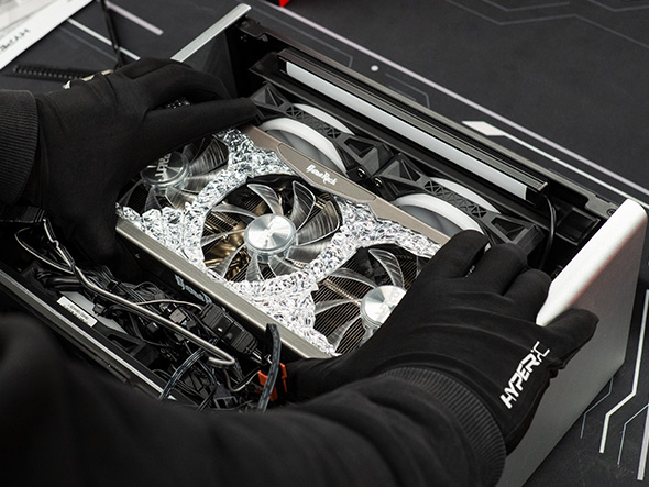 How to Replace a Graphics Card with a New One and Properly Connect It ...